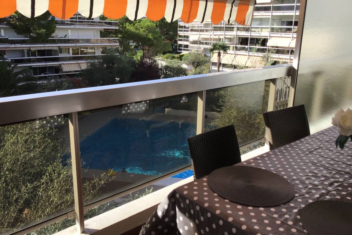 38 M² Appartement ∙ 1 Chambre ∙ 4 Personnes - ibis Styles Antibes Juan Les Pins