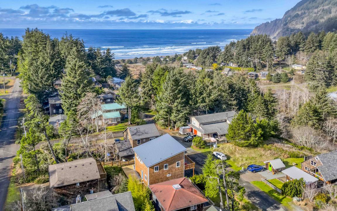 116 M² House ∙ 3 Bedrooms ∙ 8 Guests - Manzanita, OR
