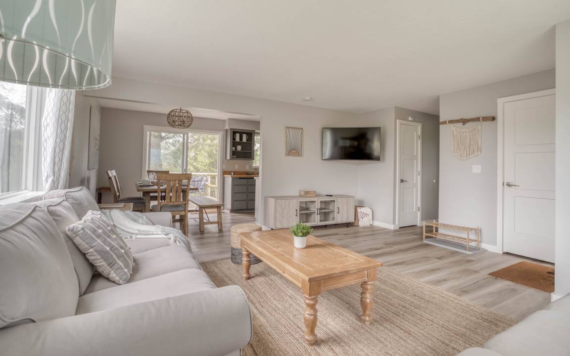97 M² House ∙ 3 Bedrooms ∙ 6 Guests - Bob Straub State Park, Cloverdale