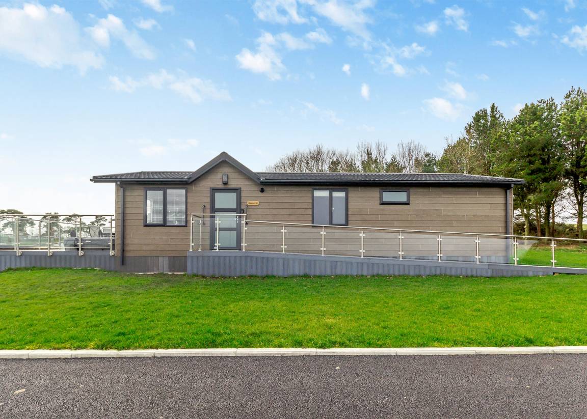 Chalet ∙ 3 Bedrooms ∙ 6 Guests - Northumberland