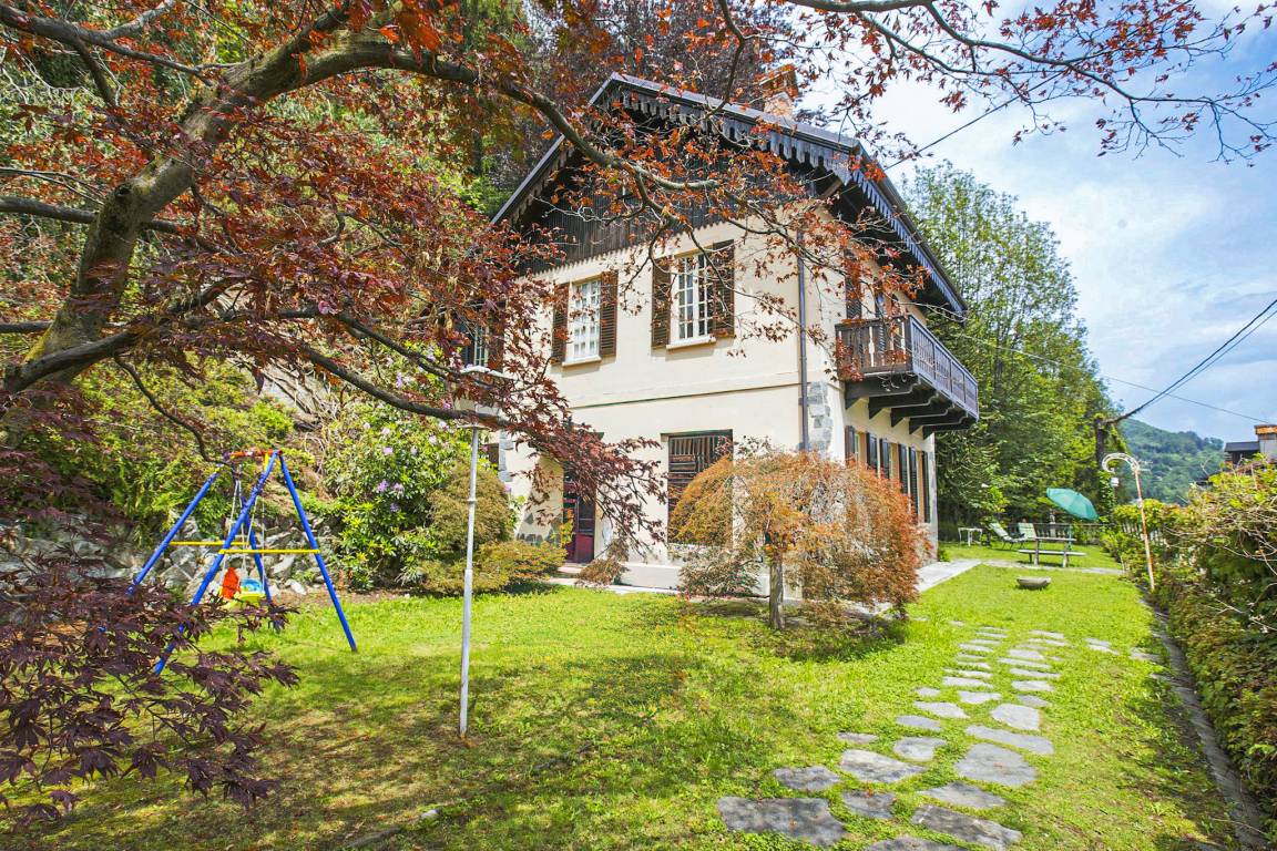 230 M² Ferienhaus ∙ 4 Schlafzimmer ∙ 9 Gäste - Premeno