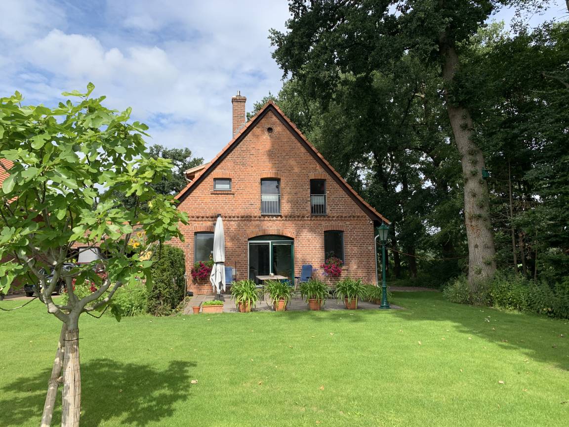 120 M² Ferienwohnung ∙ 2 Schlafzimmer ∙ 4 Gäste - Lengerich