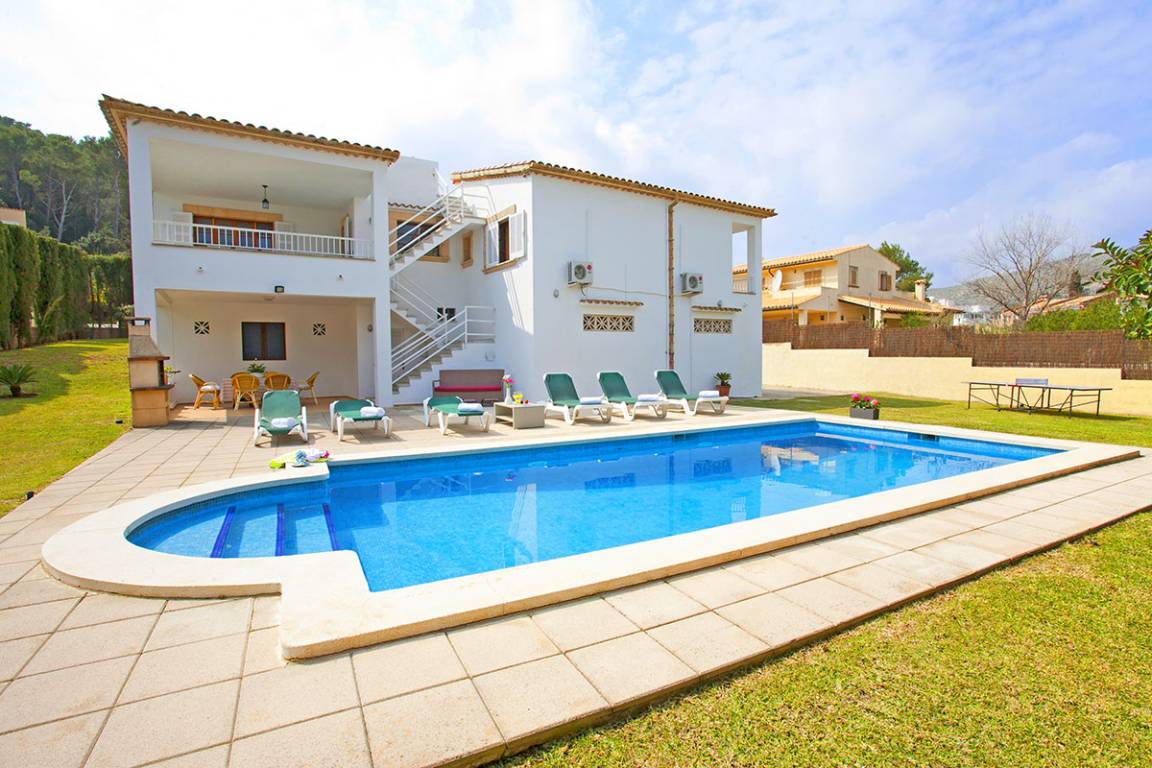 130 M² Villa ∙ 4 Bedrooms ∙ 8 Guests - Port de Pollença
