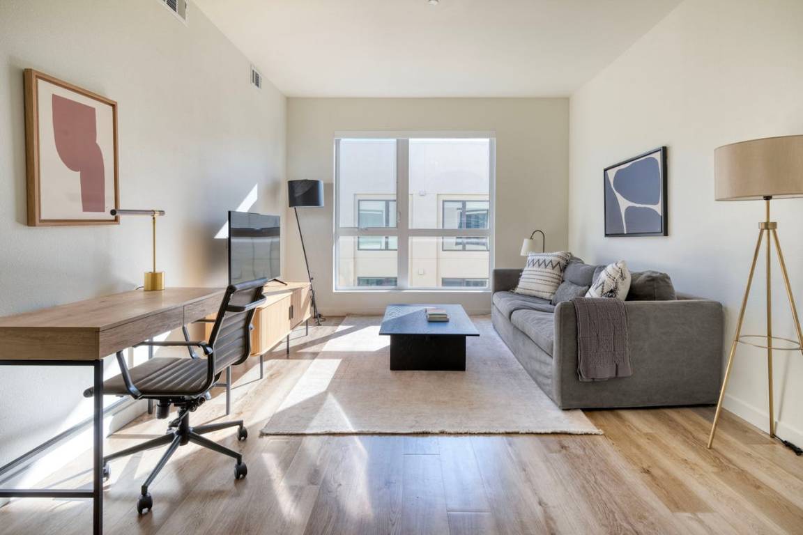 73 M² Apartamento ∙ 1 Habitación ∙ 2 Huéspedes - Hayward