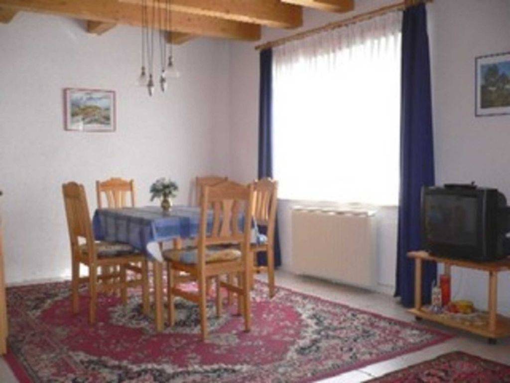 90 M² Ferienhaus ∙ 2 Schlafzimmer ∙ 4 Gäste - Trassenheide