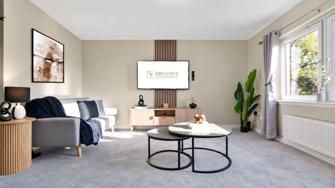 Apartment ∙ 3 Bedrooms ∙ 6 Guests - Dunfermline