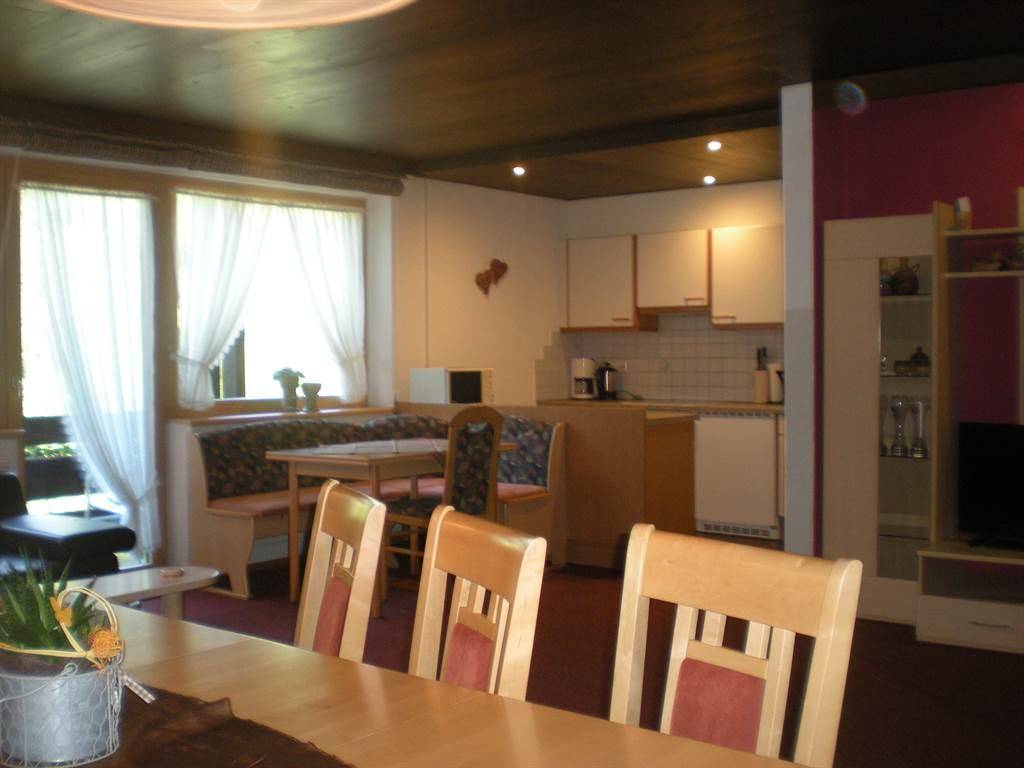 90 M² Apartment ∙ 4 Bedrooms ∙ 9 Guests - Gaschurn