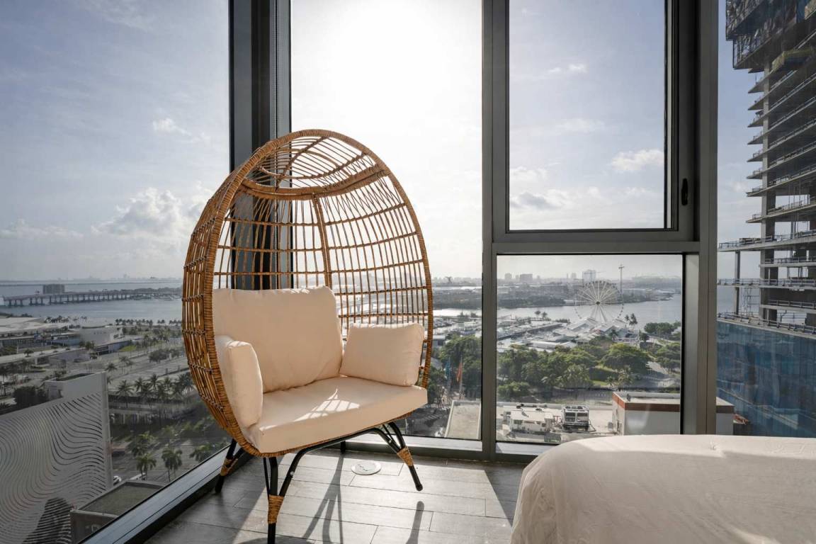 90 M² Apartment ∙ 2 Bedrooms ∙ 6 Guests - Miami, FL