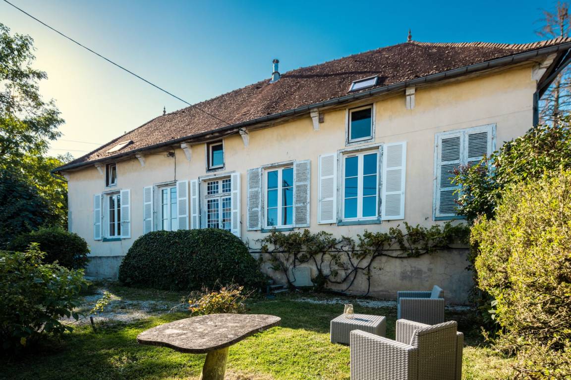 400 M² Maison De Vacances ∙ 9 Chambres ∙ 22 Personnes - Aube