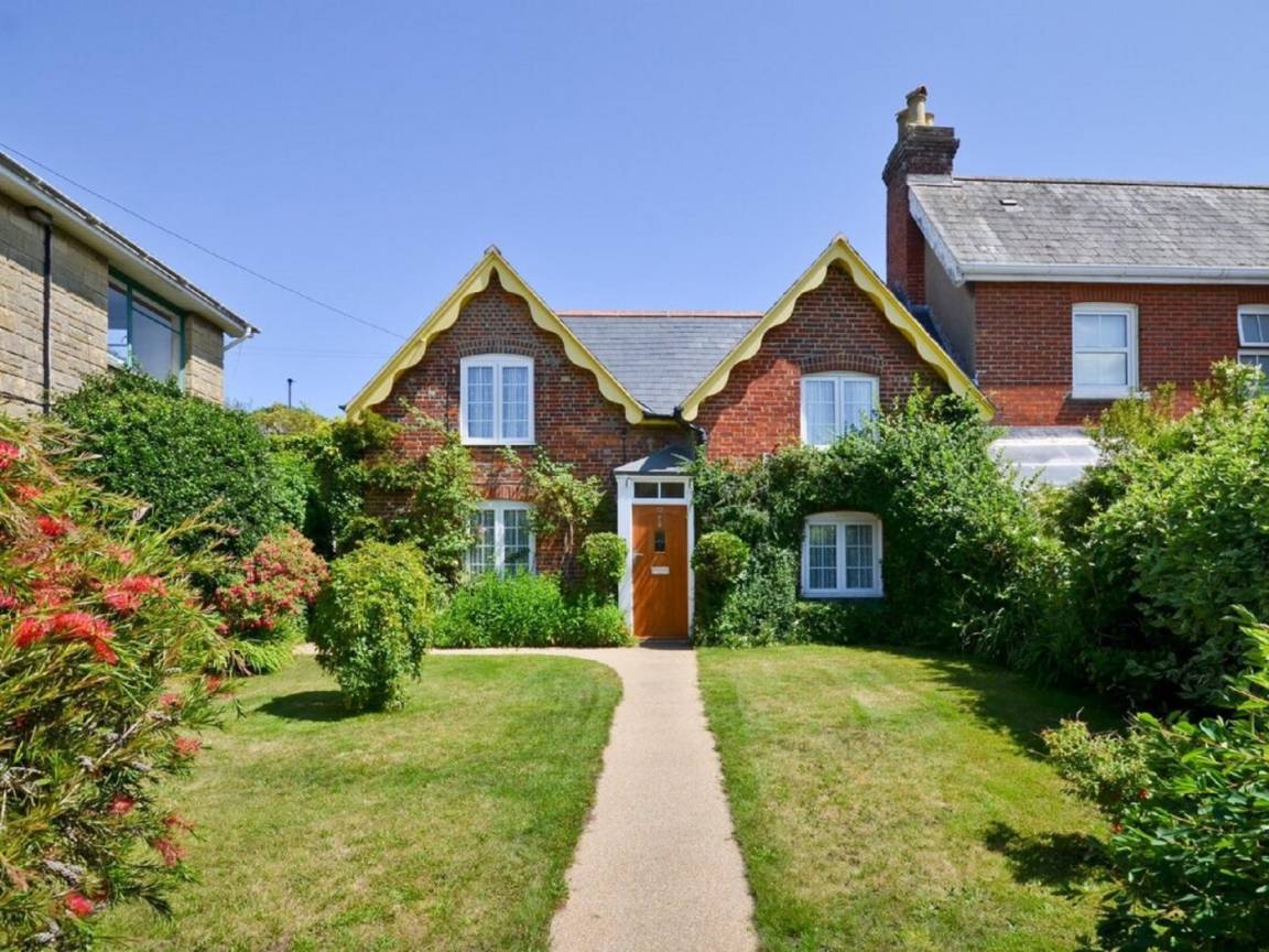 Cottage ∙ 3 Bedrooms ∙ 6 Guests - Shanklin