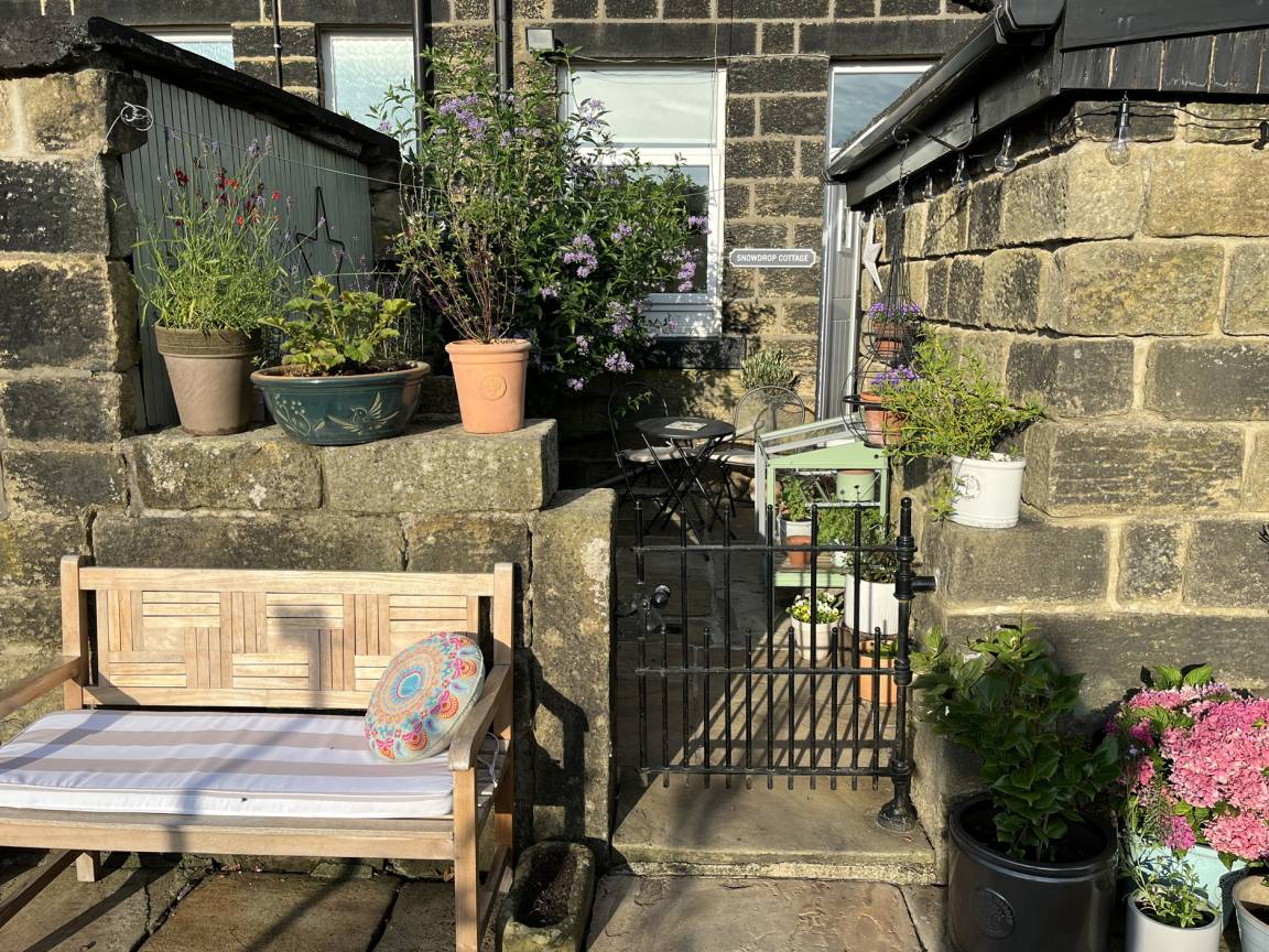 Cottage ∙ 2 Bedrooms ∙ 4 Guests - Cononley