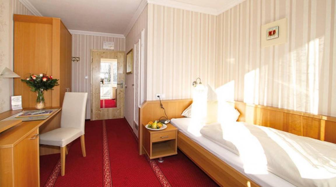 16 M² Hotel ∙ 1 Bedroom ∙ 1 Guest - Oy-Mittelberg
