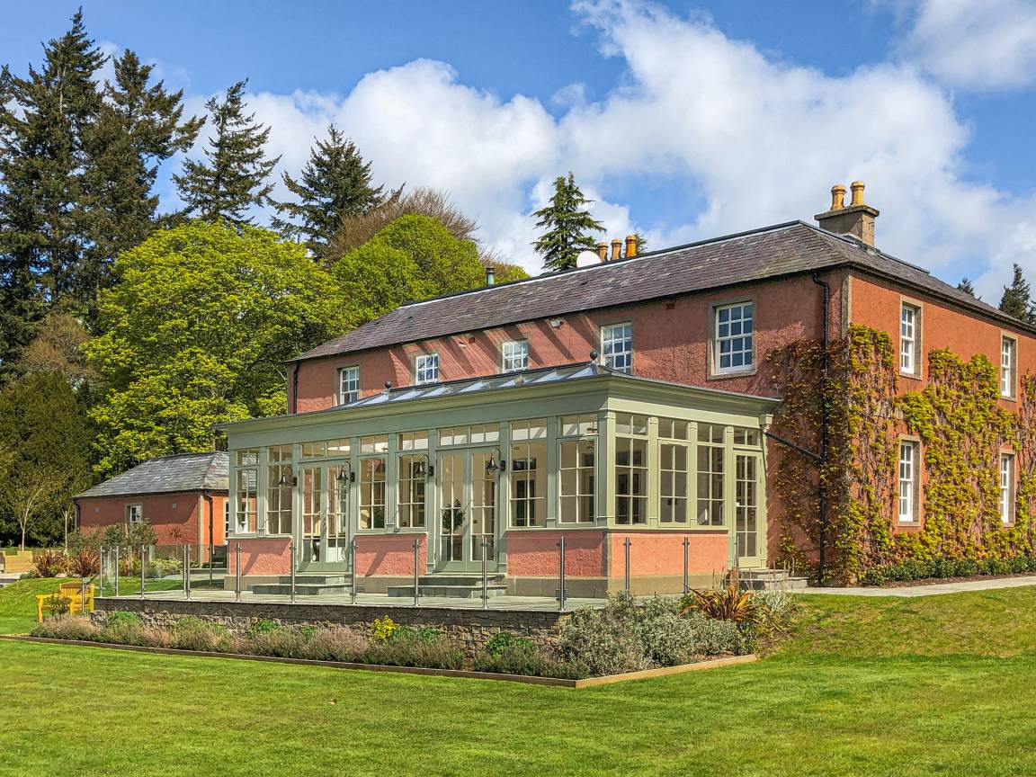 Cottage ∙ 8 Bedrooms ∙ 16 Guests - Aberdeenshire