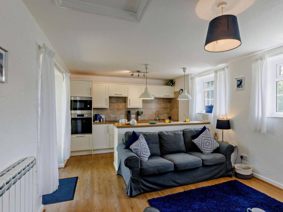 Cottage ∙ 2 Bedrooms ∙ 3 Guests - Appledore