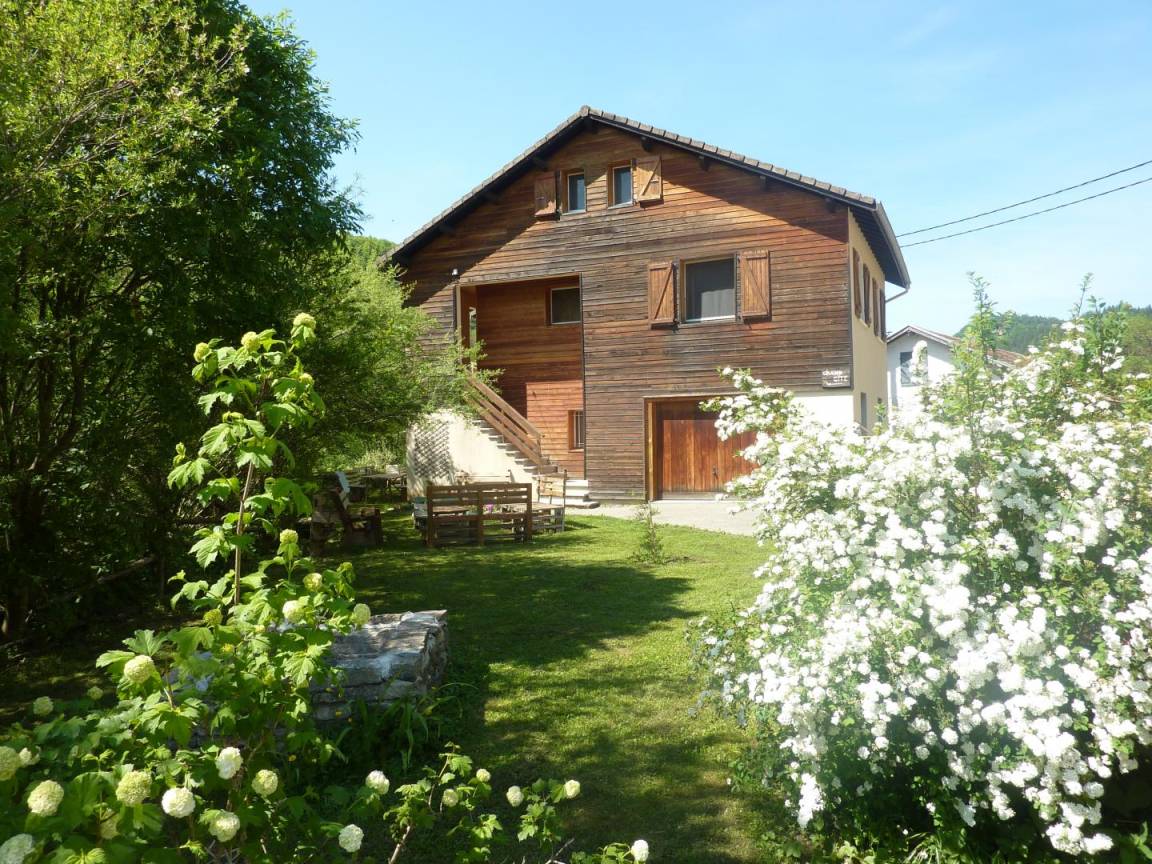 120 M² Gîte ∙ 6 Chambres ∙ 12 Personnes - La Chapelle-en-Vercors