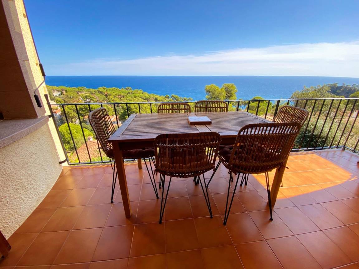 60 M² Apartment ∙ 3 Bedrooms ∙ 6 Guests - Llafranc