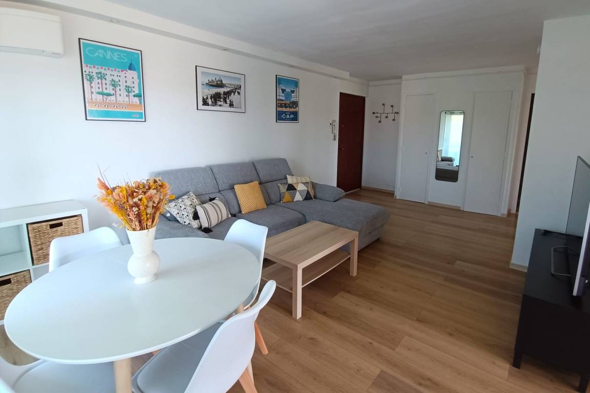 60 M² Appartement ∙ 2 Chambres ∙ 5 Personnes - Plage des Bouches du Loup