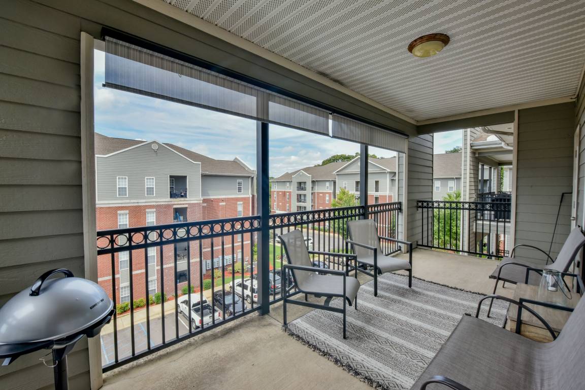 Condo ∙ 2 Bedrooms ∙ 6 Guests - Tuscaloosa, AL