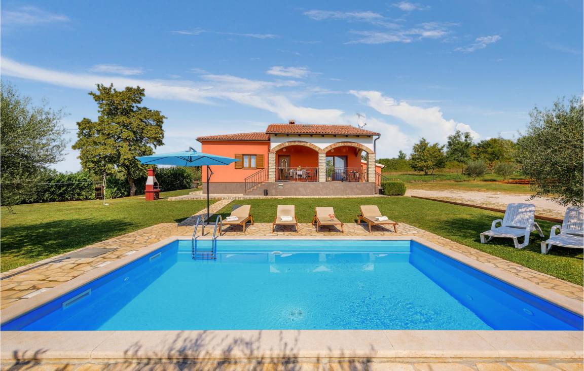 100 M² House ∙ 3 Bedrooms ∙ 6 Guests - Motovun