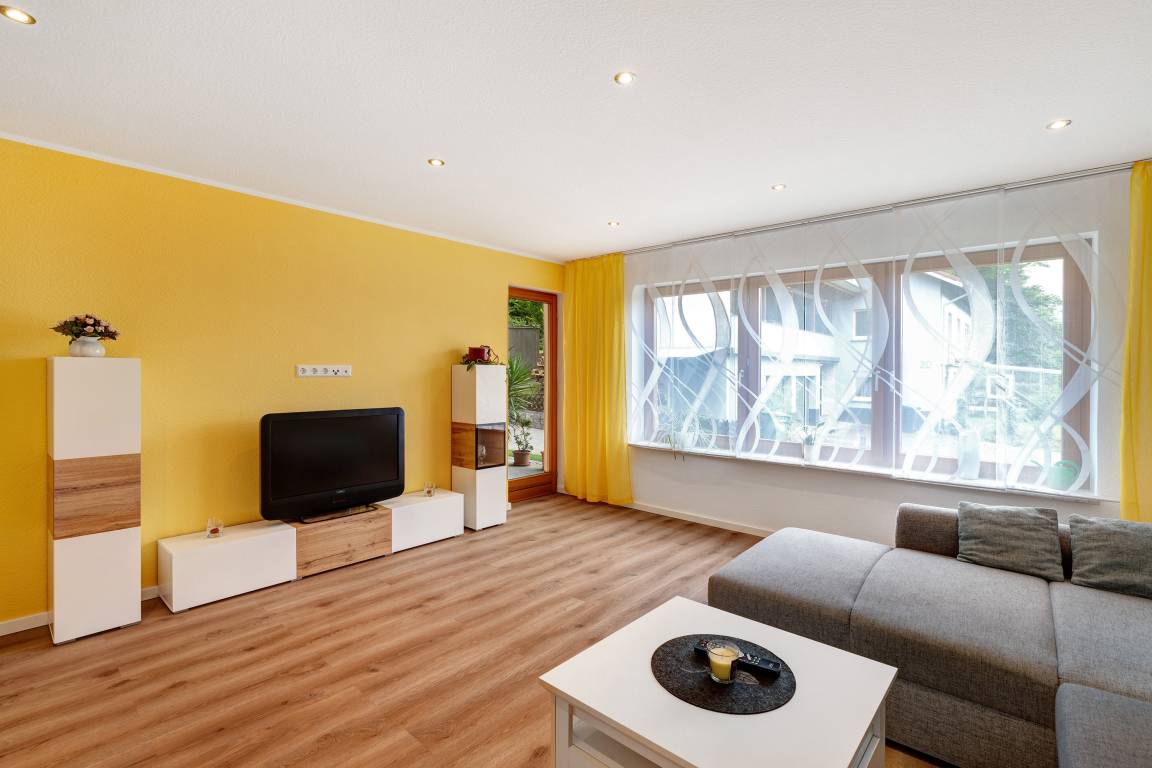72 M² Ferienwohnung ∙ 1 Schlafzimmer ∙ 3 Gäste - Kappelrodeck