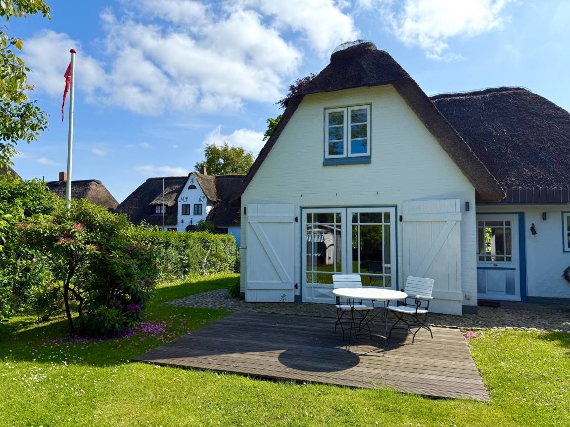 85 M² Ferienhaus ∙ 1 Schlafzimmer ∙ 2 Gäste - Utersum
