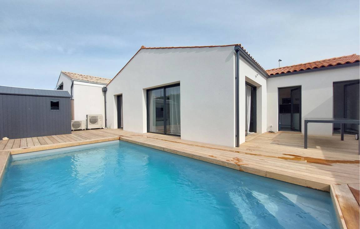 110 M² Maison De Vacances ∙ 3 Chambres ∙ 6 Personnes - Royan