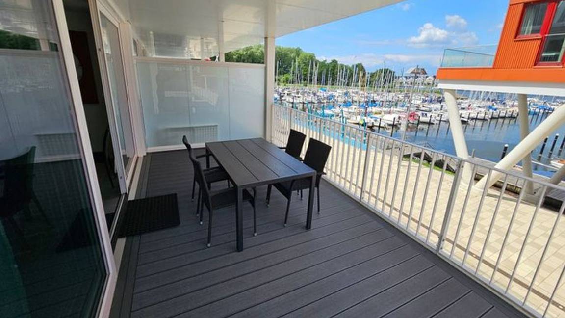 Apartment ∙ 2 Bedrooms ∙ 6 Guests - Lübeck