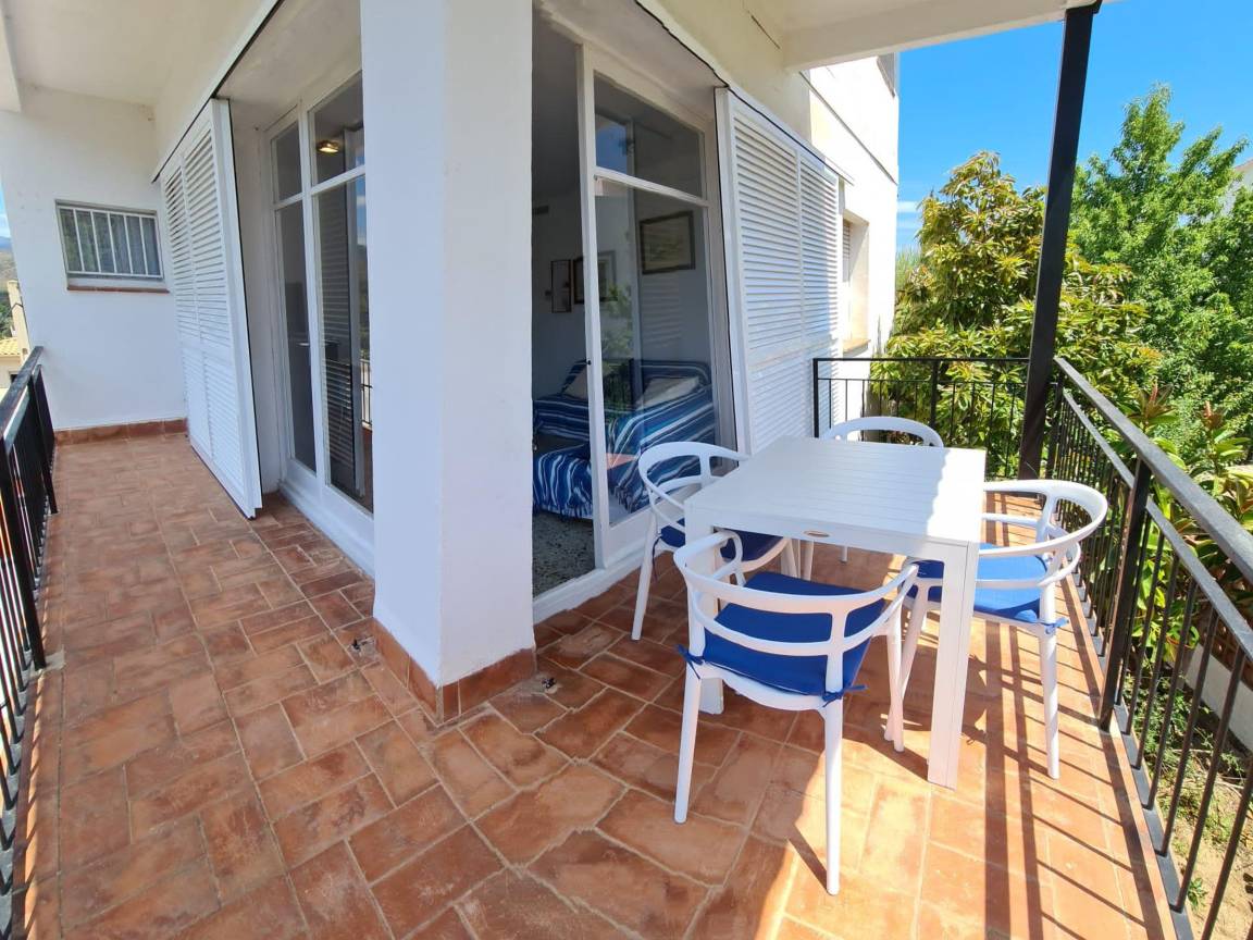 299 M² House ∙ 4 Bedrooms ∙ 9 Guests - Llançà