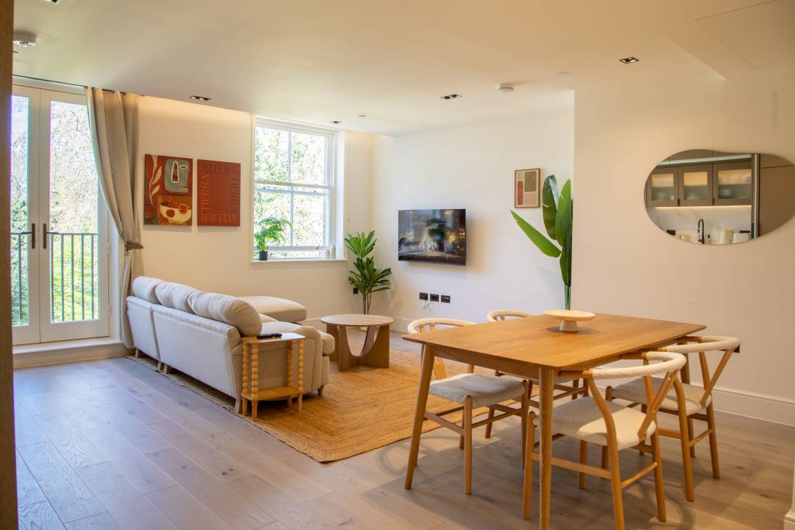 Huoneisto ∙ 4 Vierasta - London