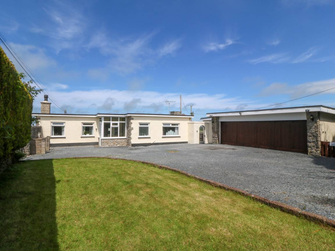 Cottage ∙ 2 Bedrooms ∙ 5 Guests - Anglesey
