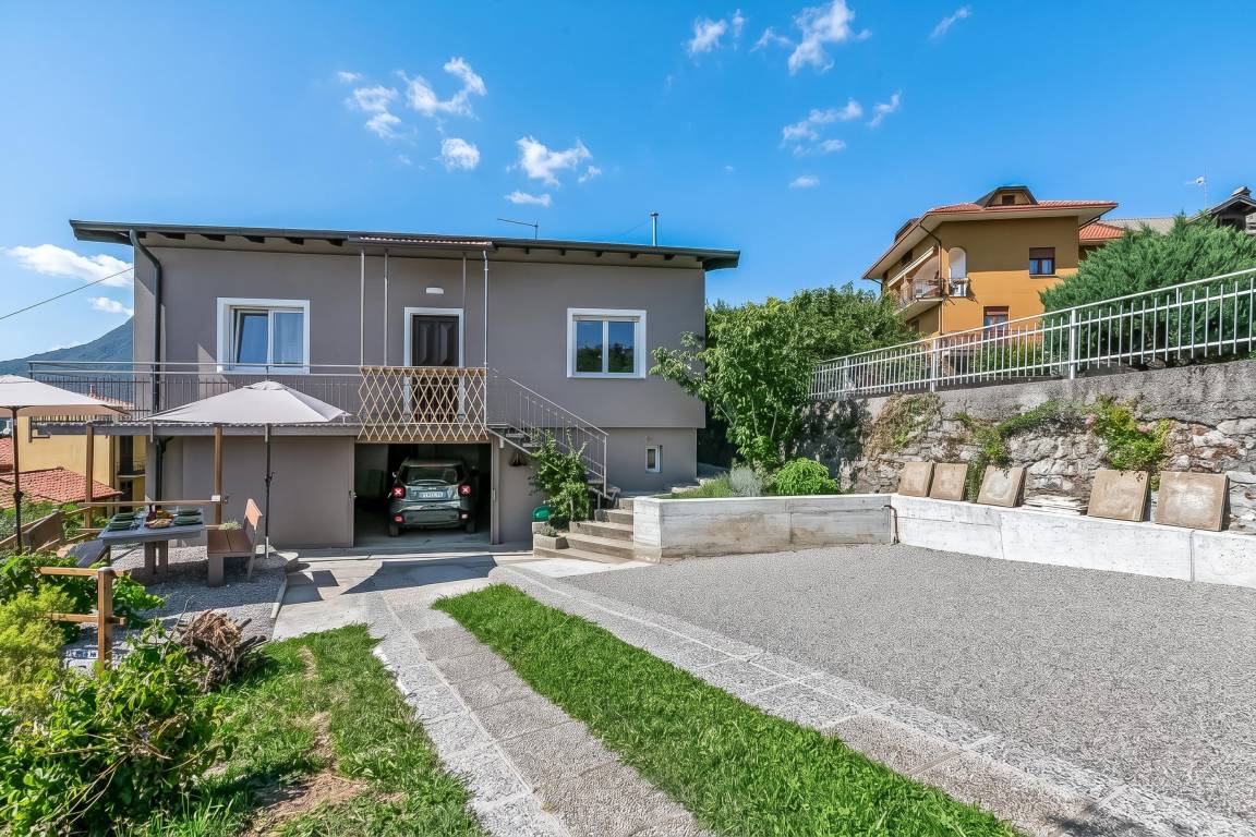 110 M² Villa ∙ 2 Bedrooms ∙ 6 Guests - Brenta