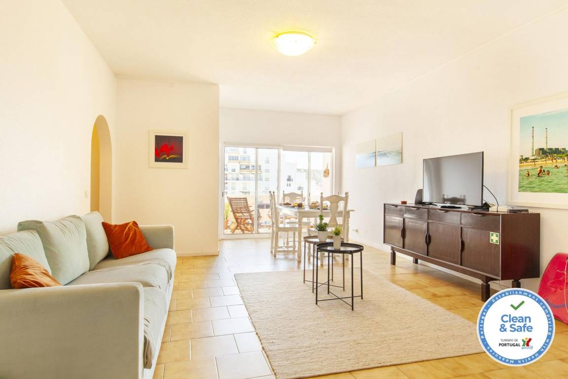 70 M² Apartamento ∙ 2 Habitaciones ∙ 4 Huéspedes - Luz