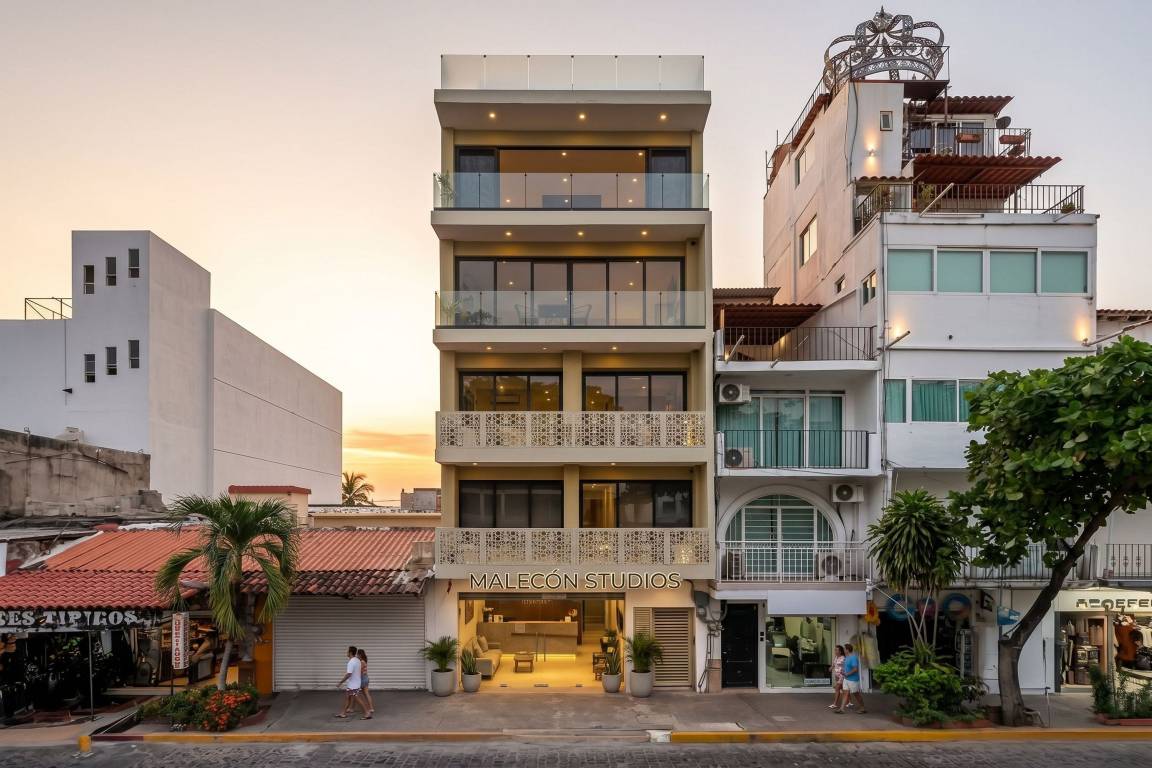 Apartment ∙ 6 Bedrooms ∙ 24 Guests - Puerto Vallarta