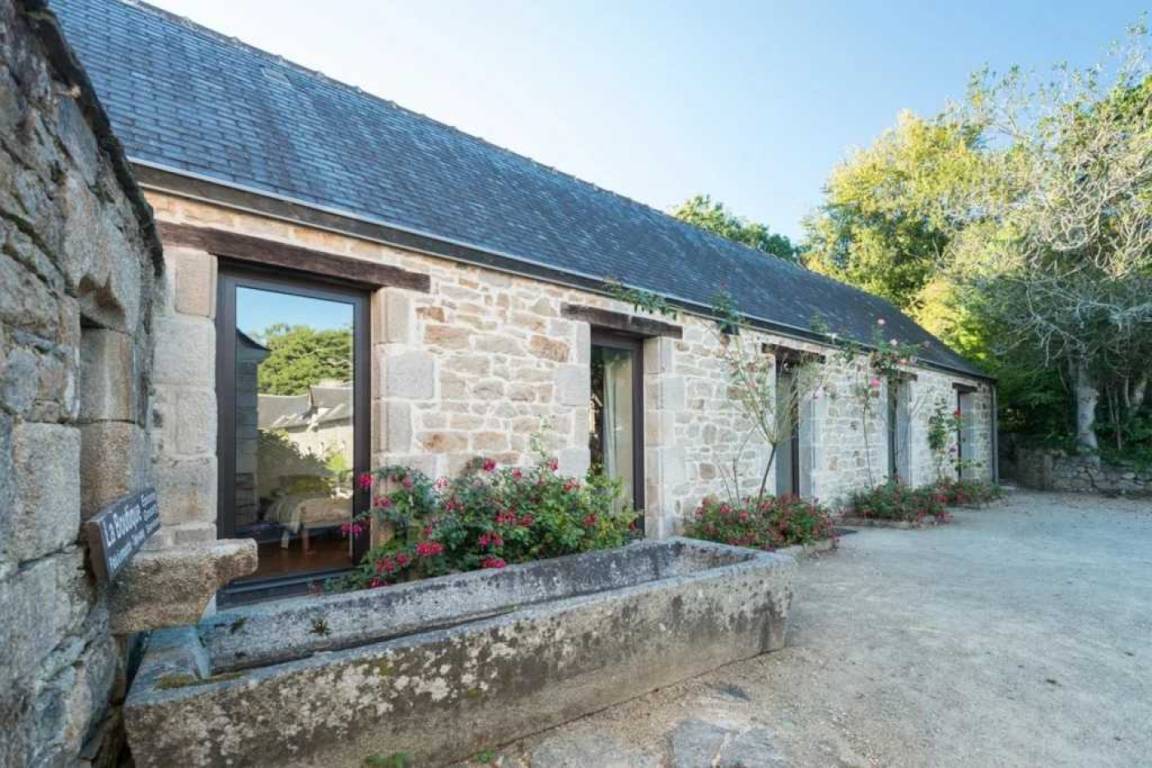 56 M² Camping ∙ 2 Bedrooms ∙ 5 Guests - Bénodet