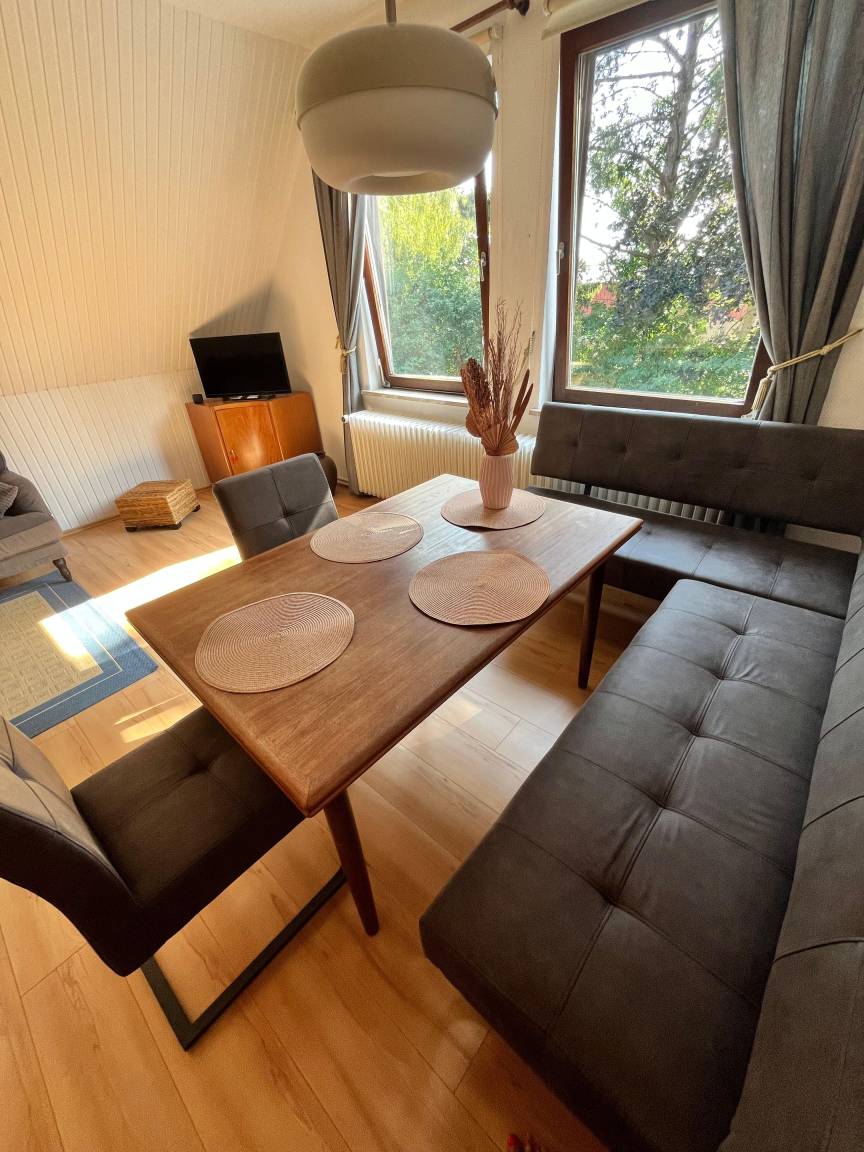 65 M² Ferienwohnung ∙ 2 Schlafzimmer ∙ 4 Gäste - Klausdorf