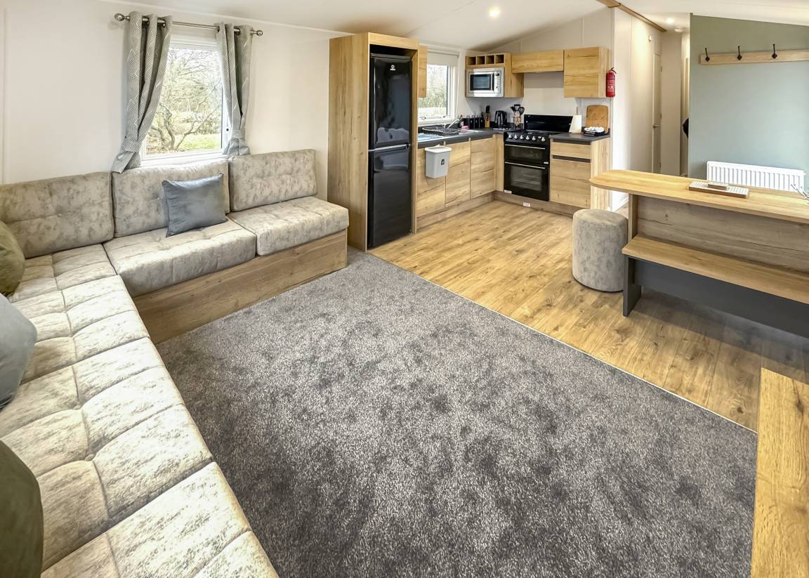 Caravan ∙ 2 Bedrooms ∙ 6 Guests - Kirkcudbright