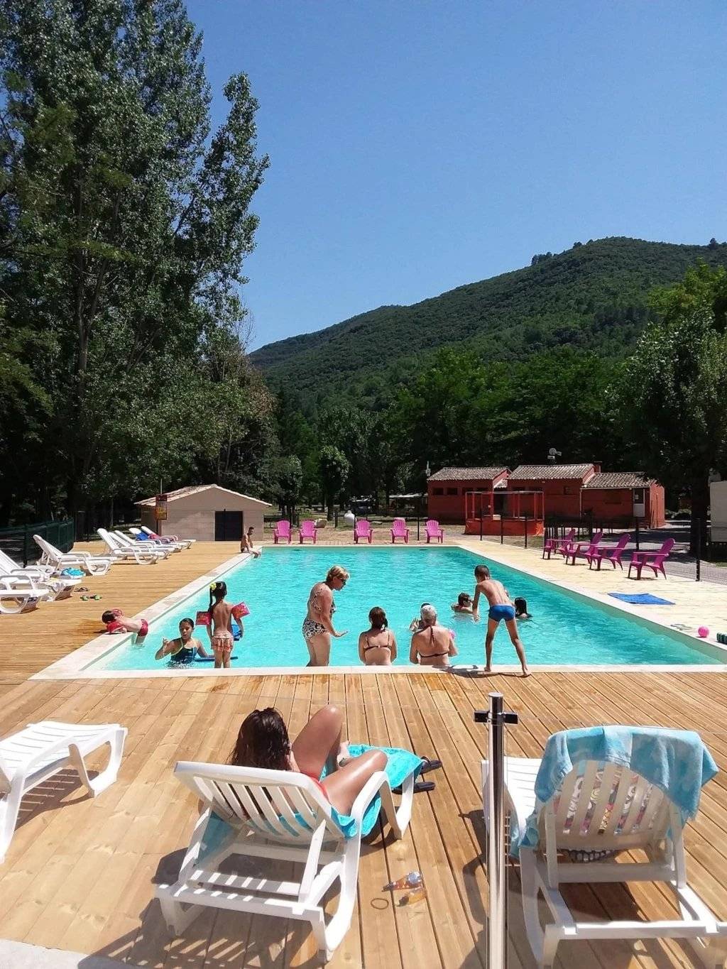 36 M² Camping ∙ 3 Chambres ∙ 8 Personnes - Parc national des Cévennes
