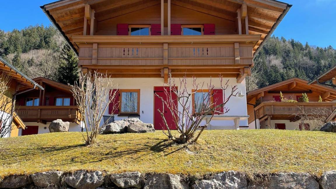 95 M² Ferienhaus ∙ 2 Schlafzimmer ∙ 5 Gäste - Samerberg