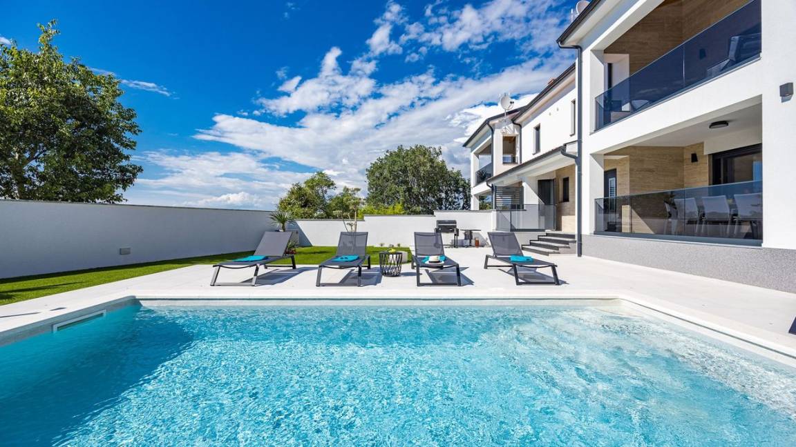 135 M² Apartment ∙ 3 Bedrooms ∙ 6 Guests - Fažana