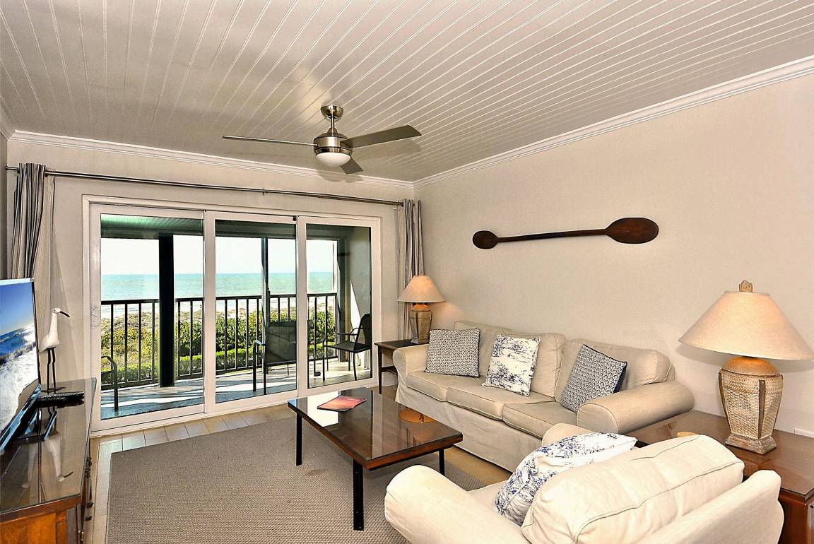 102 M² Condo ∙ 2 Bedrooms ∙ 4 Guests - Treasure Island, FL