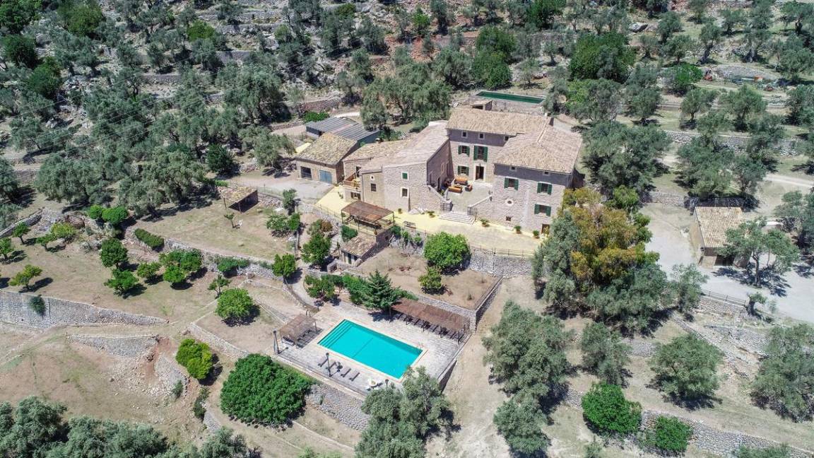 1200 M² Ferienhaus ∙ 6 Schlafzimmer ∙ 12 Gäste - Sóller