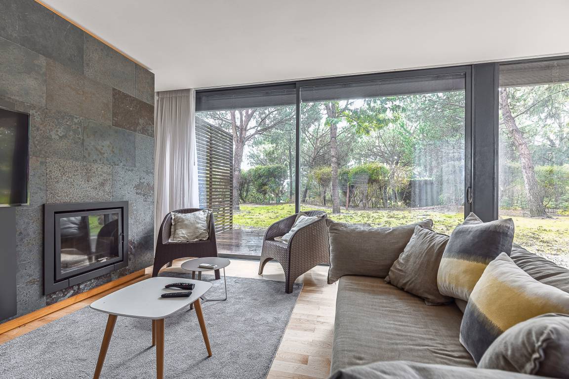 150 M² Casa ∙ 2 Quartos ∙ 5 Hóspedes - Setúbal