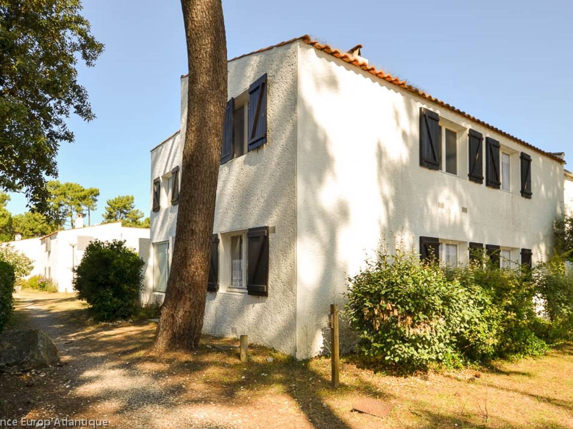 95 M² Maison De Vacances ∙ 4 Chambres ∙ 10 Personnes - La Palmyre