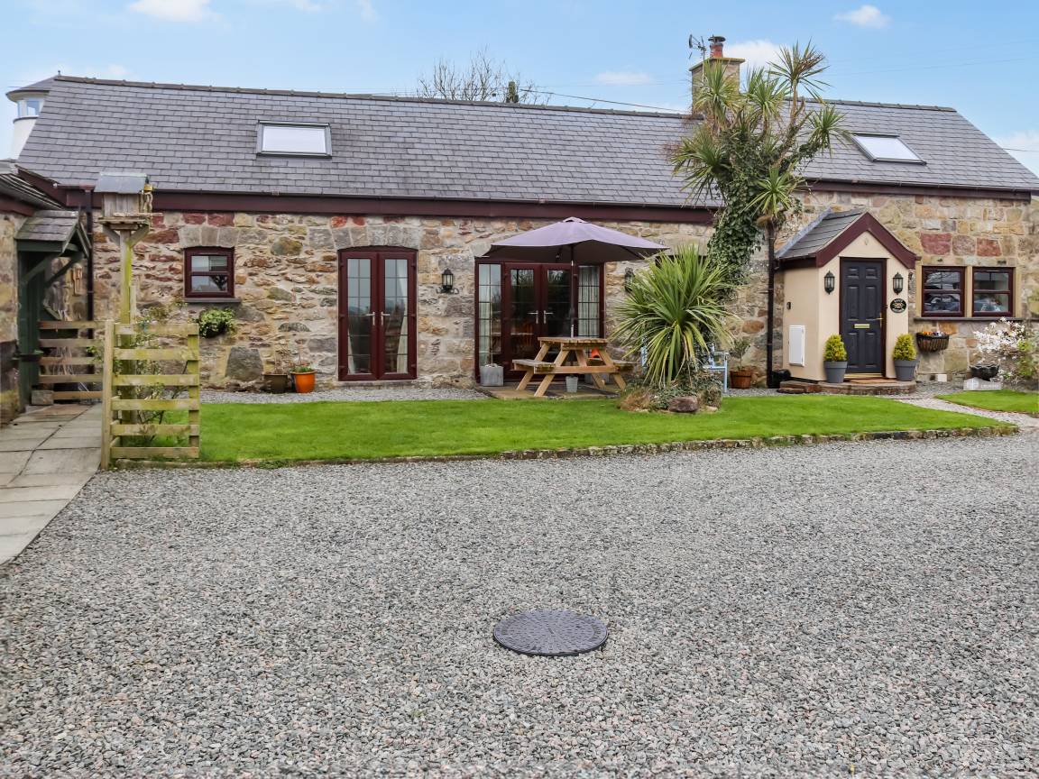 Cottage ∙ 2 Bedrooms ∙ 4 Guests - Anglesey