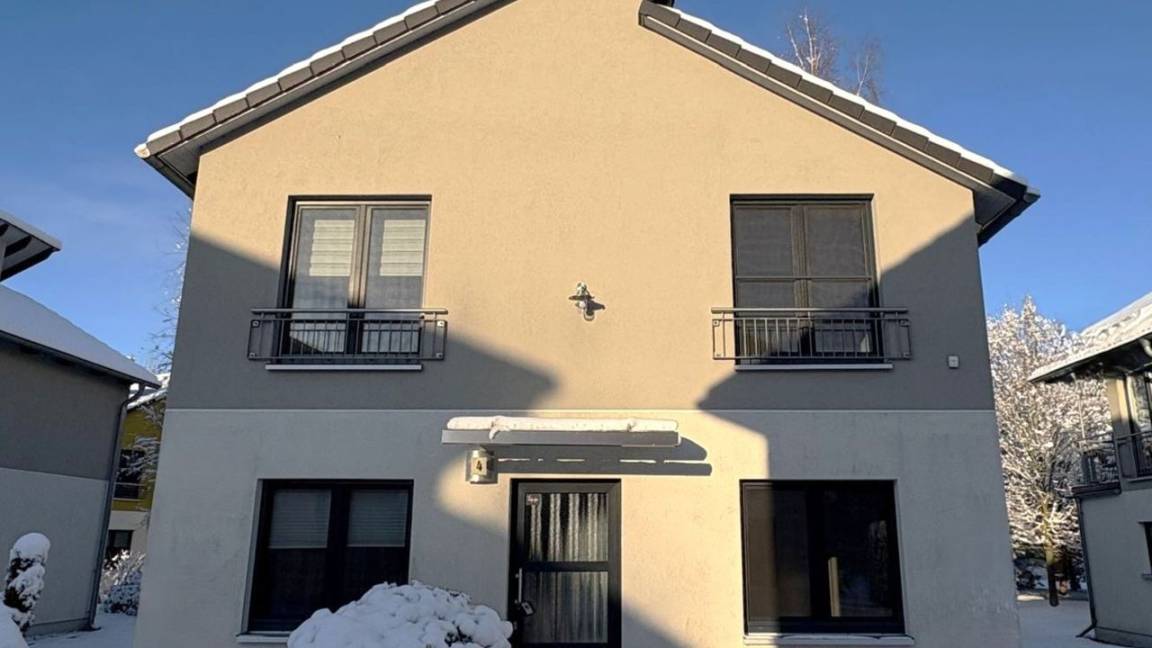 140 M² Talo ∙ 3 Makuuhuonetta ∙ 6 Vierasta - Berlin