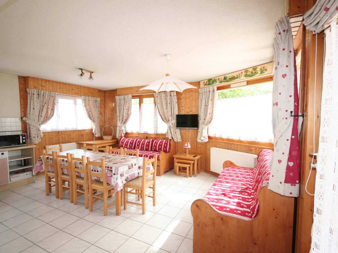 85 M² Ferienwohnung ∙ 4 Schlafzimmer ∙ 10 Gäste - Champéry