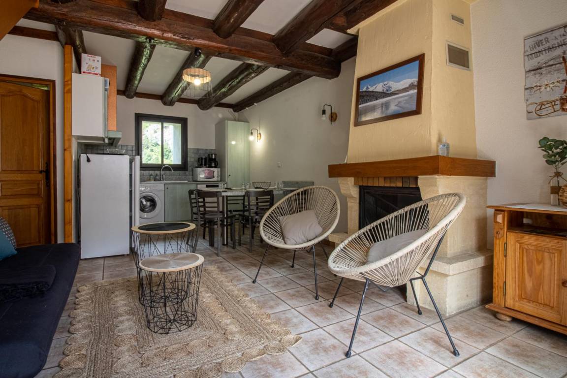 50 M² Mökki ∙ 2 Makuuhuonetta ∙ 6 Vierasta - Payolle