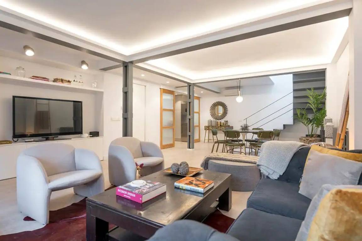 120 M² Apartamento ∙ 4 Habitaciones ∙ 7 Huéspedes - San Sebastián de los Reyes