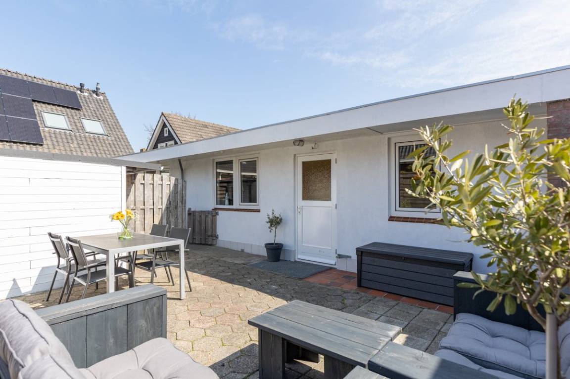 49 M² Huis ∙ 2 Slaapkamers ∙ 2 Gasten - Oostkapelle