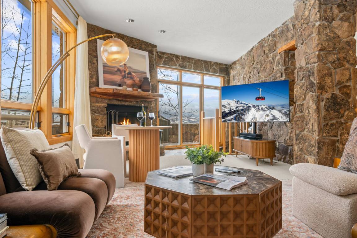 326 M² Villa ∙ 4 Bedrooms ∙ 18 Guests - Wyoming